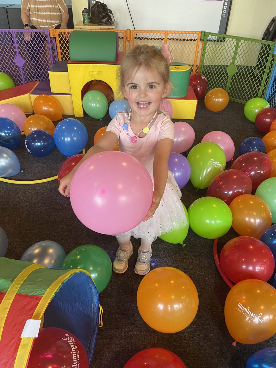 Rainbow Hop ILS Balloon Dance Party - Illumination Learning Studio